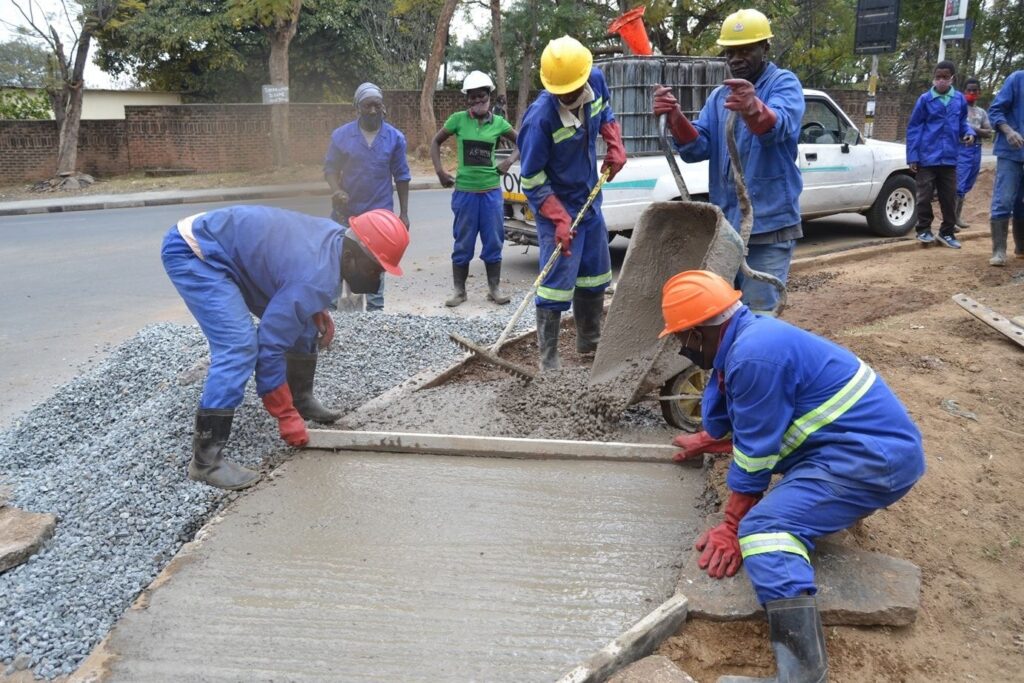 Works on Sumbe's New Ring Road Reach 35% Physical Completion • 360 Angola