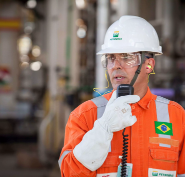 ExxonMobil Reaffirms Commitment to Angola's Oil and Gas Sector • 360 Angola