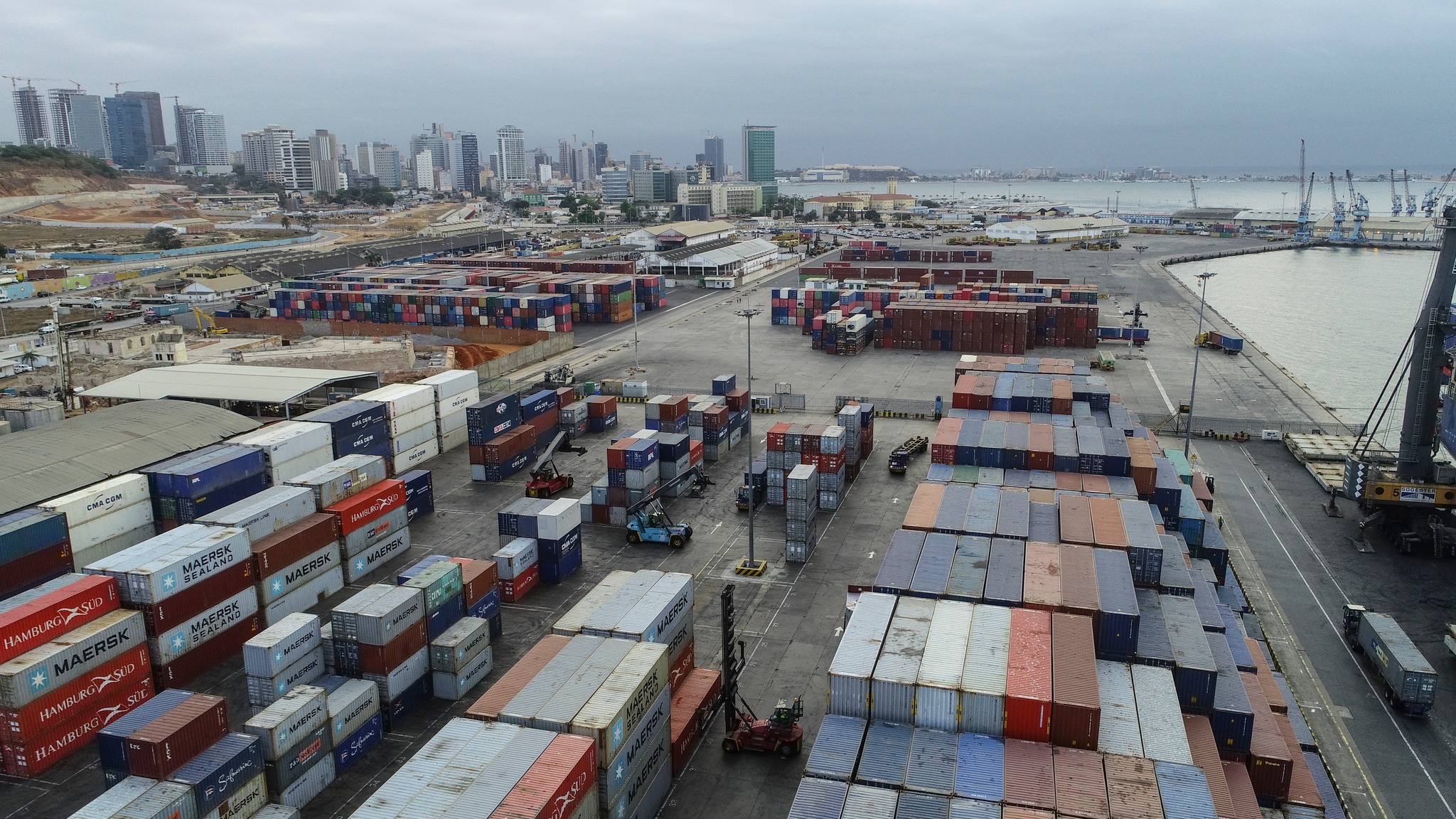 Port of Luanda Begins Modernization with a 250 Million USD Investment ...