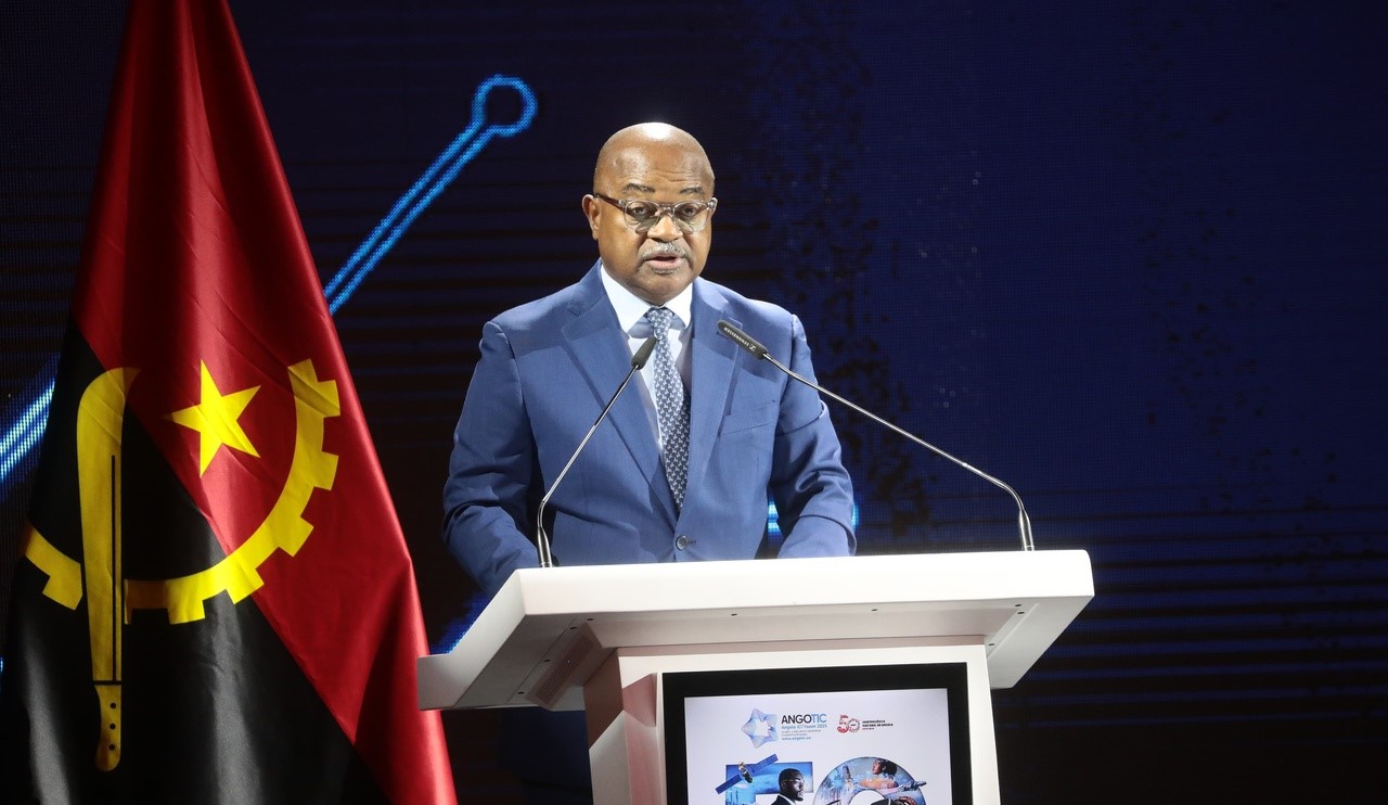 Minister Mário Oliveira Highlights Impact of Telecommunications on the Oil Industry • 360 Angola
