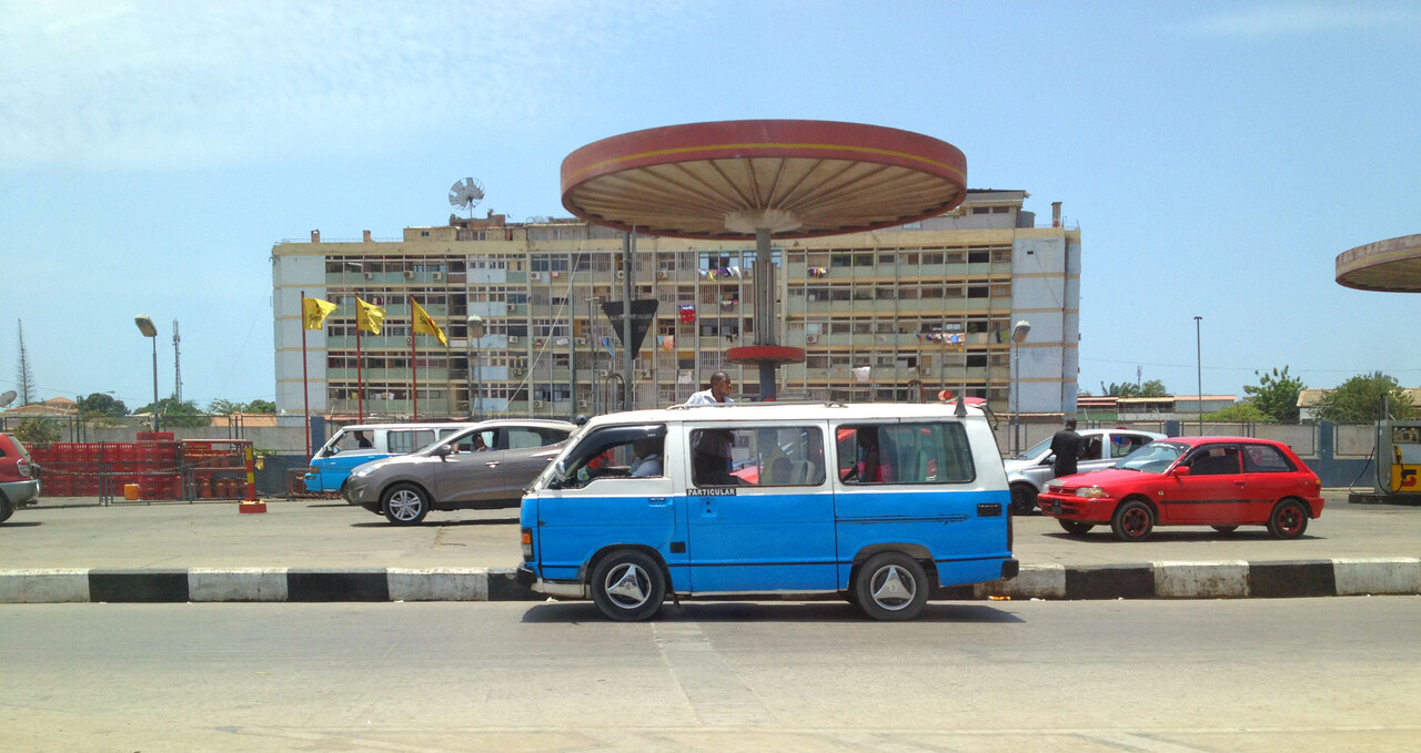 Taxi Drivers Announce Three-Day Strike Over Fuel Price Hike • 360 Angola